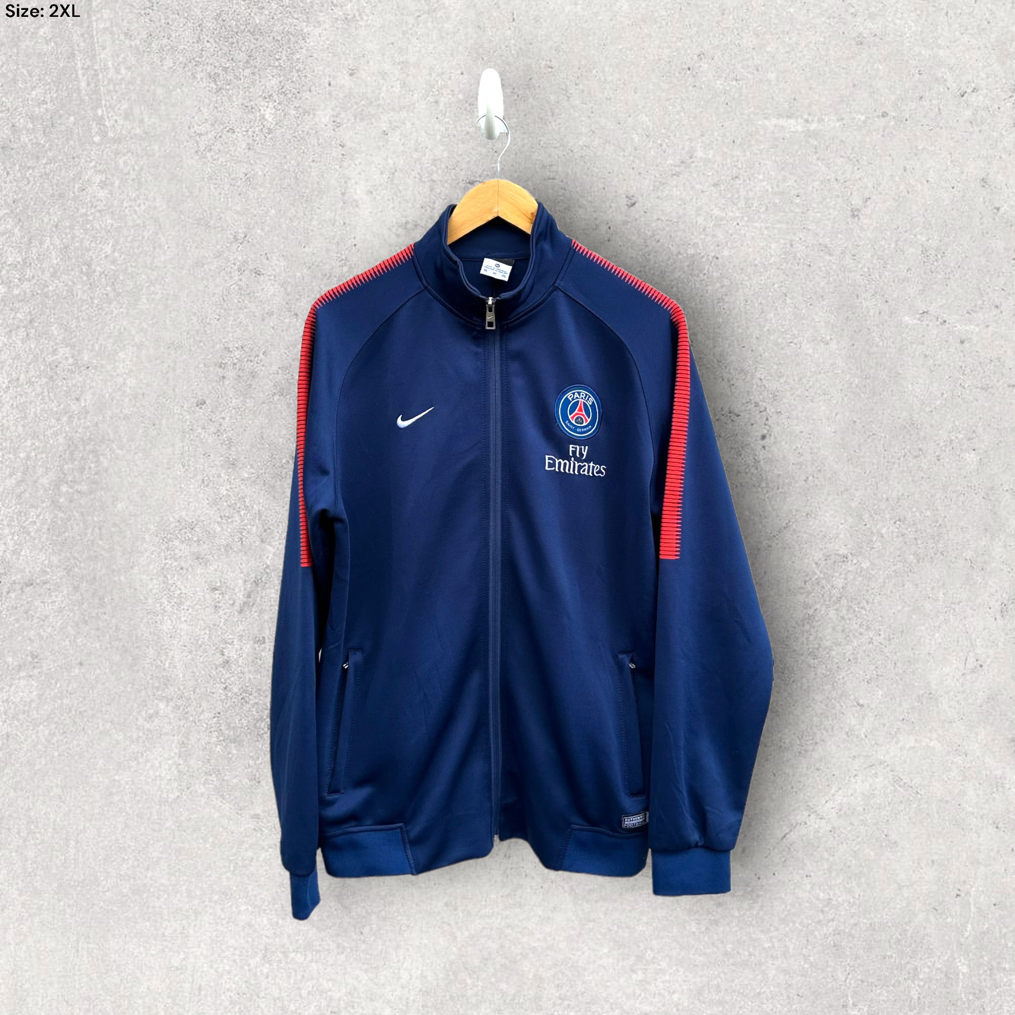 PSG NIKE JACKET – THRILLOFTHETHRIFT