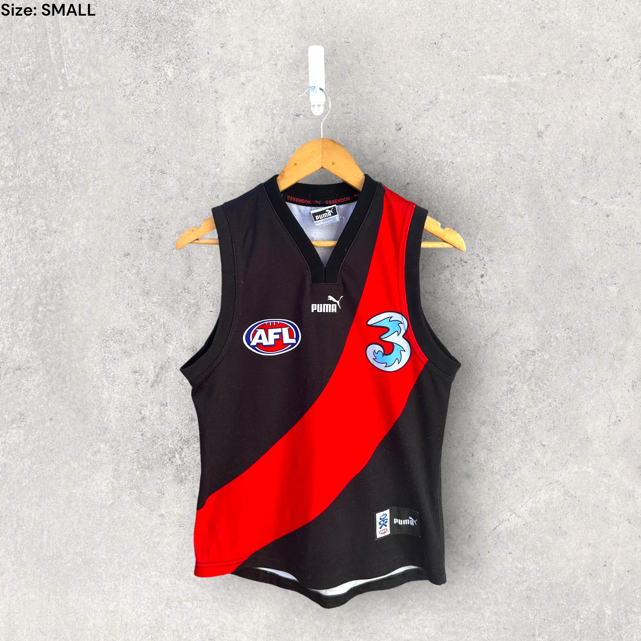 ESSENDON BOMBERS PUMA JERSEY – THRILLOFTHETHRIFT